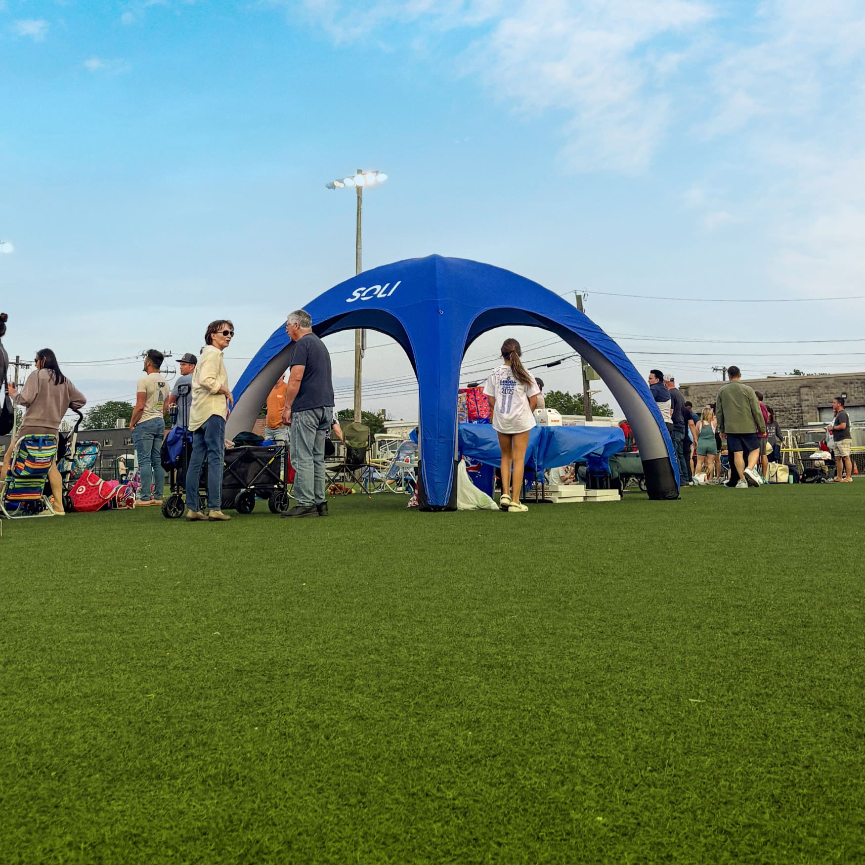 SOLI Pop-up Spectator Tent | Fast Setup | 10x10 & 12x12'